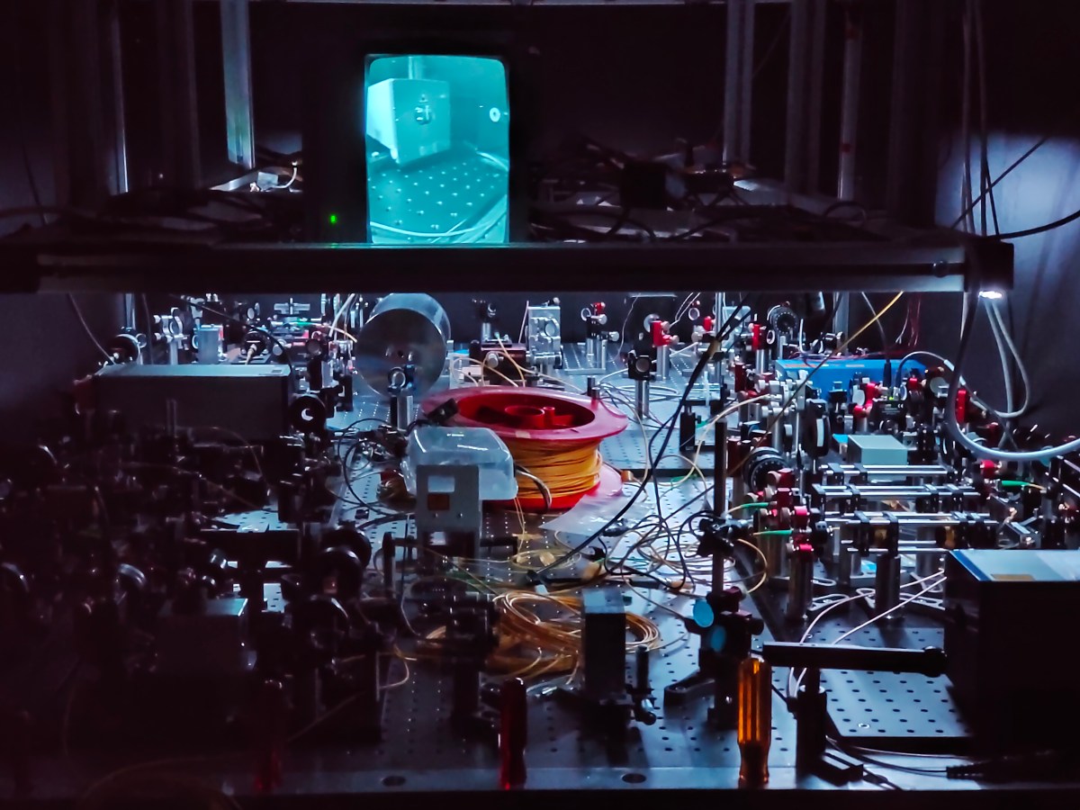 Hybrid Quantum Networks Lab – Forming large-scale quantum photonic ...